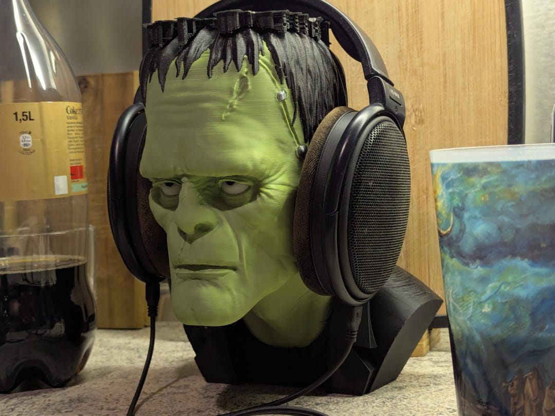 Frankenstein Headphone Holder STL | Horror Monster Headset Stand ...