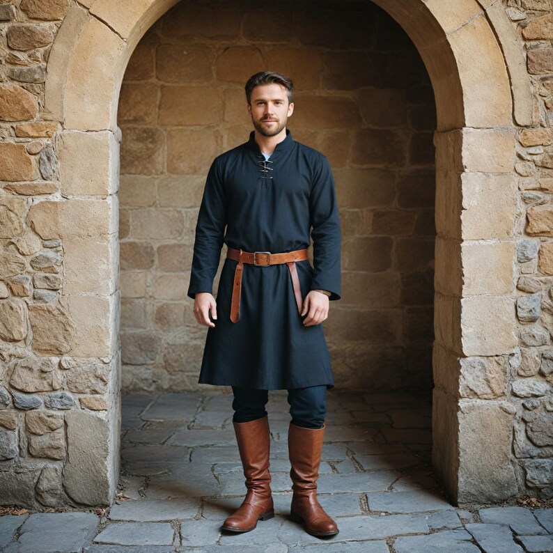 Classic Black Medieval Tunic Renaissance Mens Warrior Costume LARP ...
