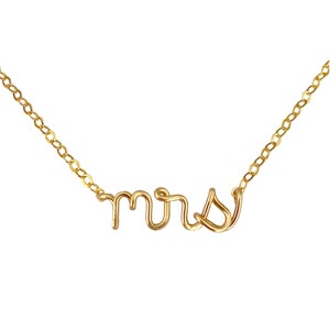 Mrs Necklace. Gold Mrs Name Necklace. Gold Bridal Wedding Day - Etsy