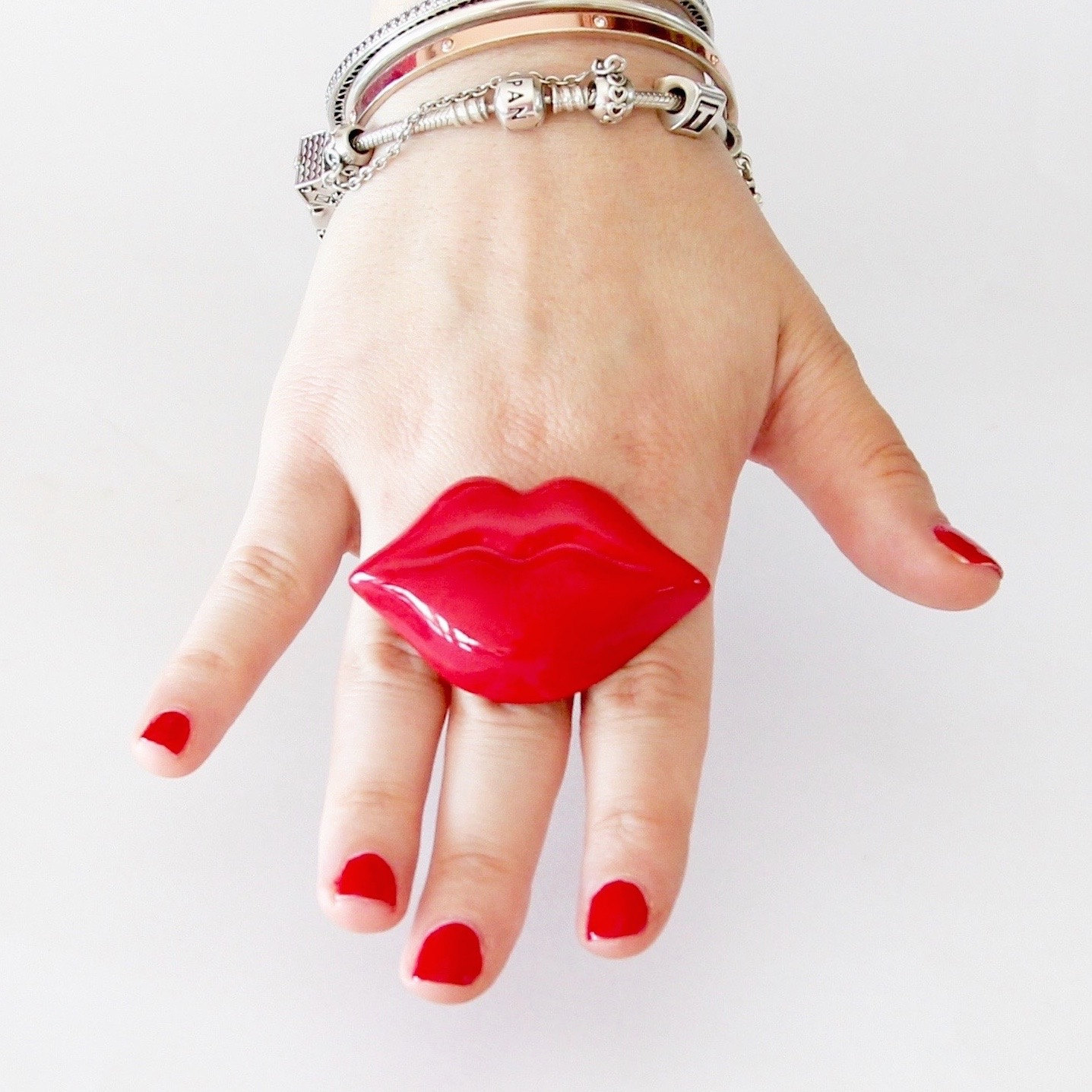 Lip Ring Red Ceramic Ring statement ring red lips big | Etsy