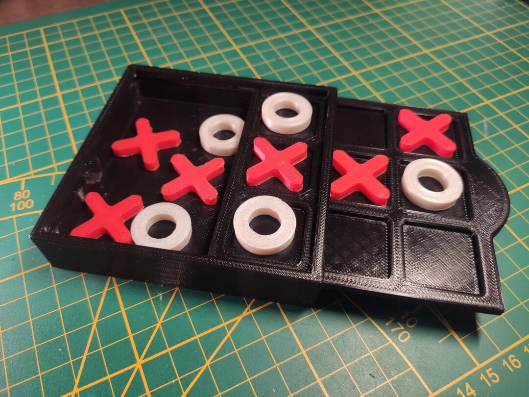 Tic Tac Toe Travel Game - Compact Fun Board for Road Trips - 3D ...