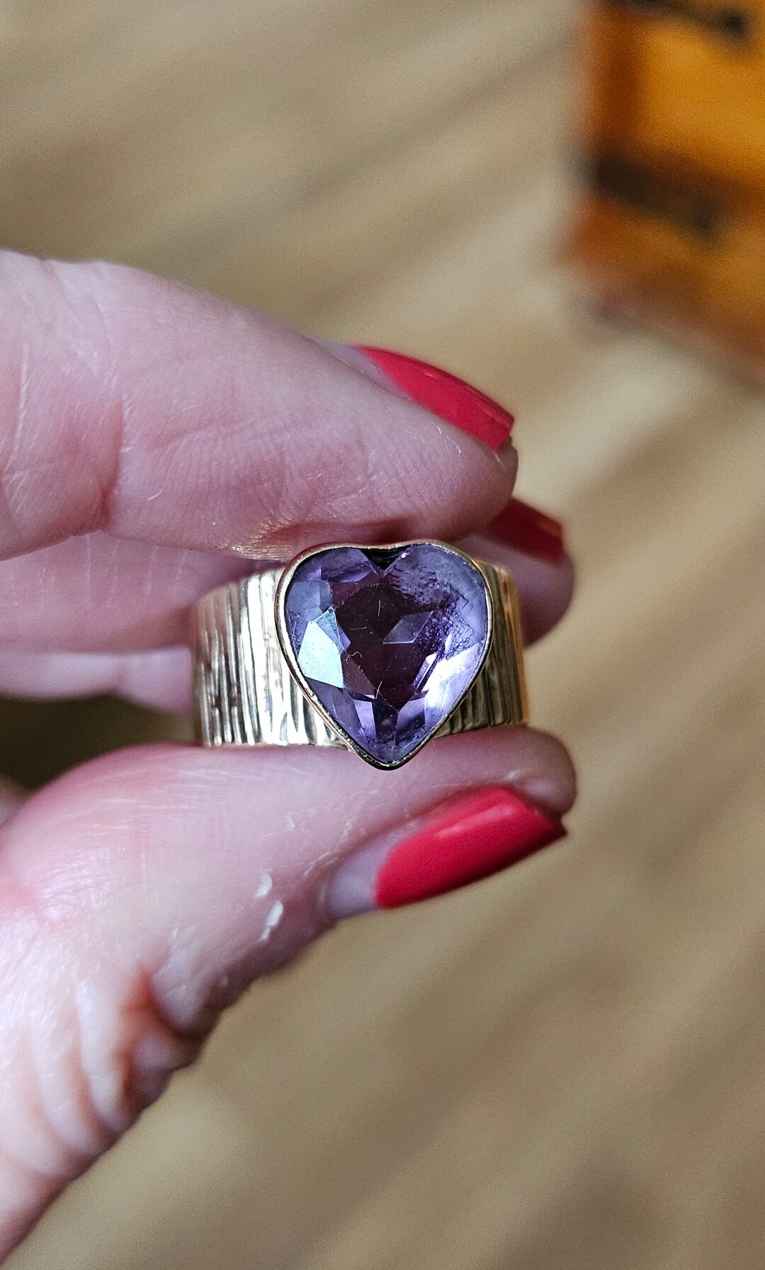 Vintage Amethyst Heart Ring 9ct Gold Cigar Band Wide Bark Texture K 5 ...