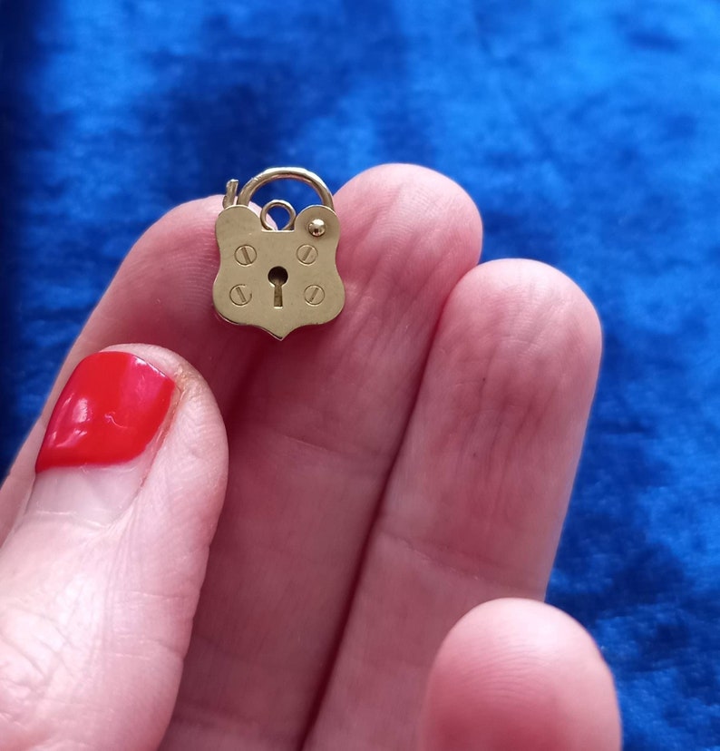 Rare Tiny Vintage 9ct Gold Padlock Charm Pendant Shield Key to My Heart ...