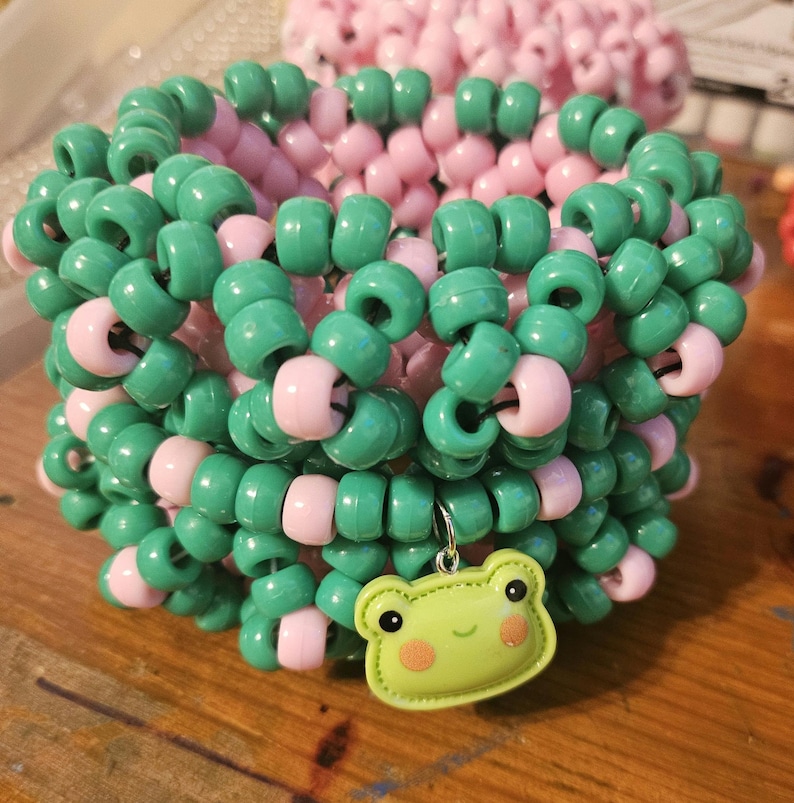 Mini 3D Xbase Rotating Kandi Cuff - Etsy
