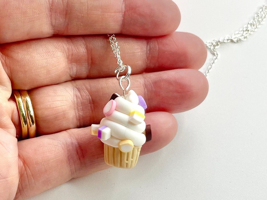 Dolly Mixtures Cupcake Pendant, Dolly Mixtures Necklace, Free Organza ...