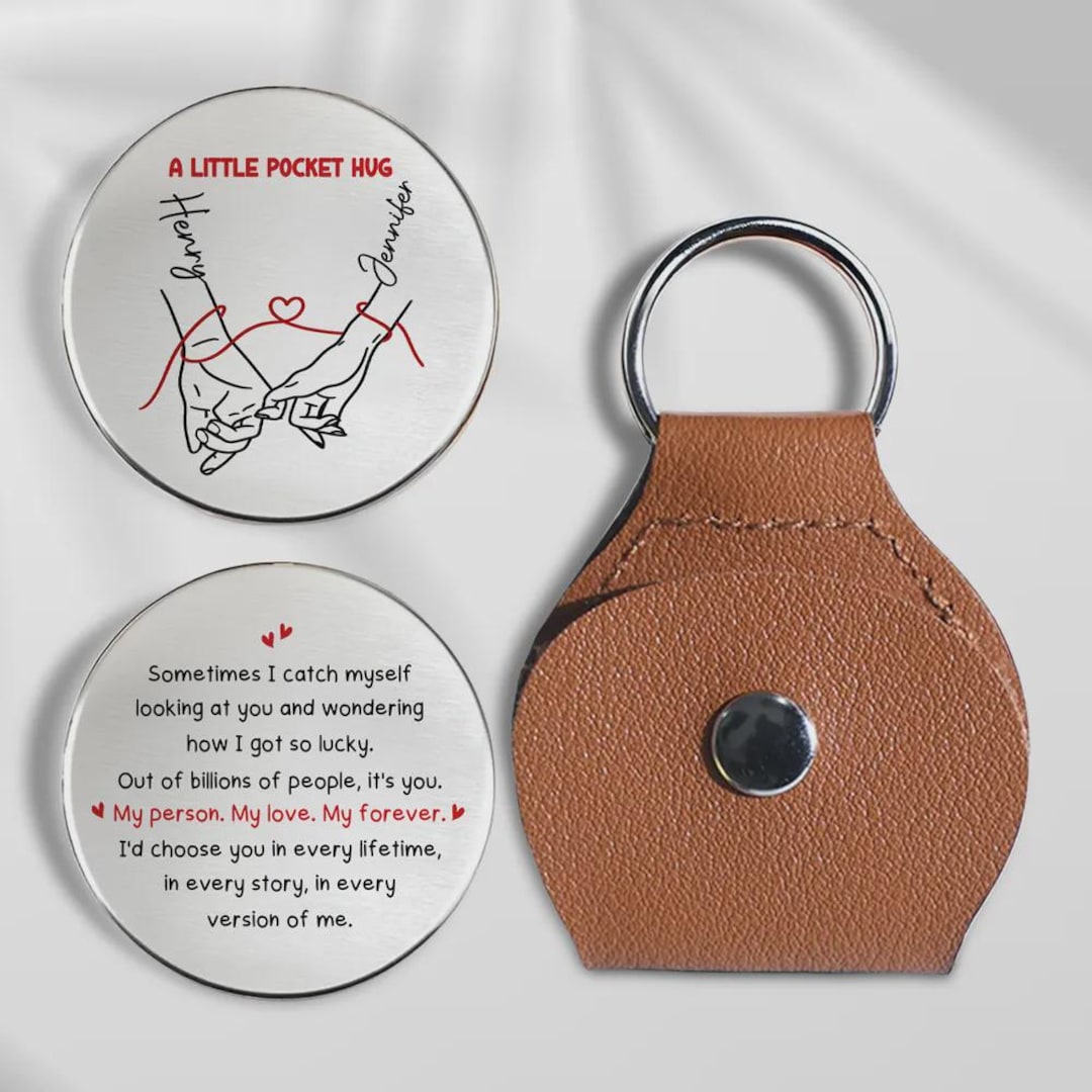 Couple Pocket Hug Keychain, Custom Names Coin Gift for Husband Wife ...