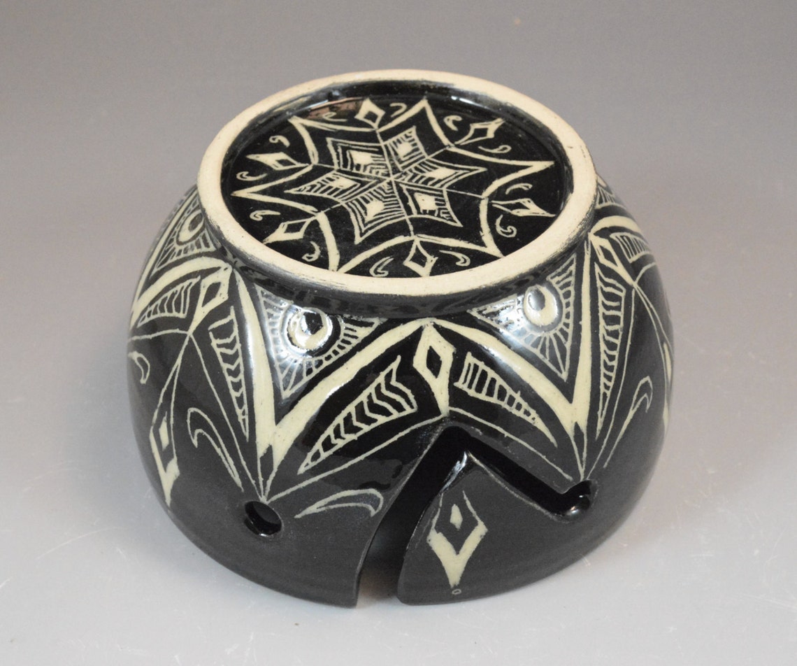 Geometric Carved Sgraffito Yarn Bowl in black and white thrown | Etsy