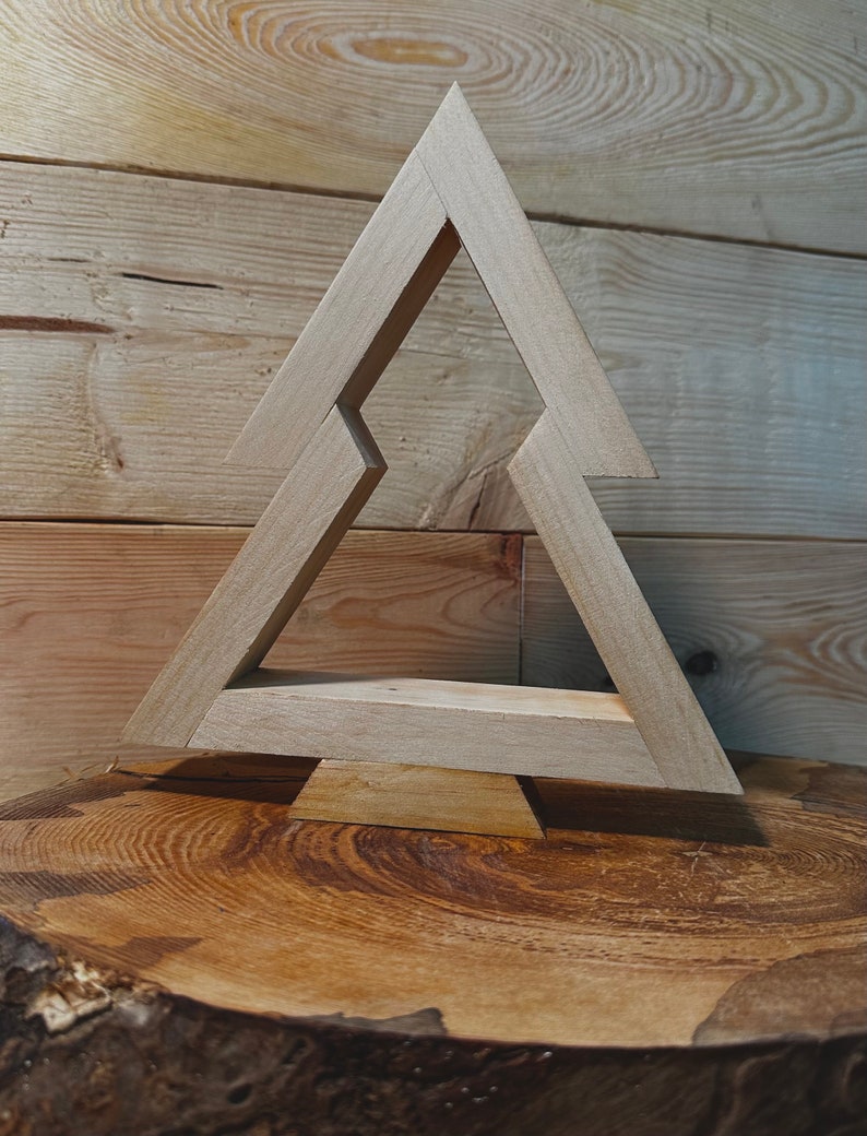 Rustic Wood Christmas Tree Holiday Decoration Rustic Christmas ...