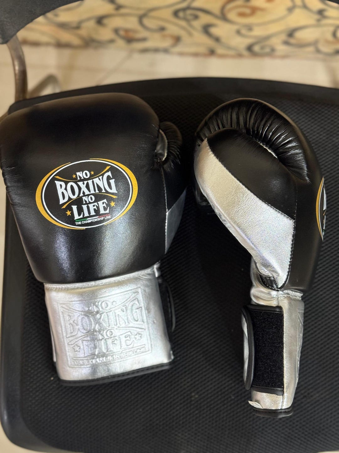 Handmade Boxing Gloves No Boxing No Life Made in Cowhide Leather Silver ...