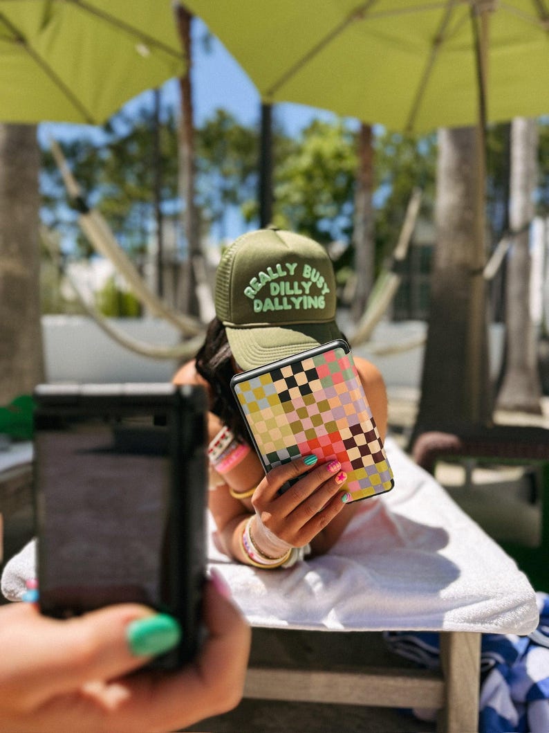 ETTA OG | Dilly Dallying Trucker Hat - Green - Etsy
