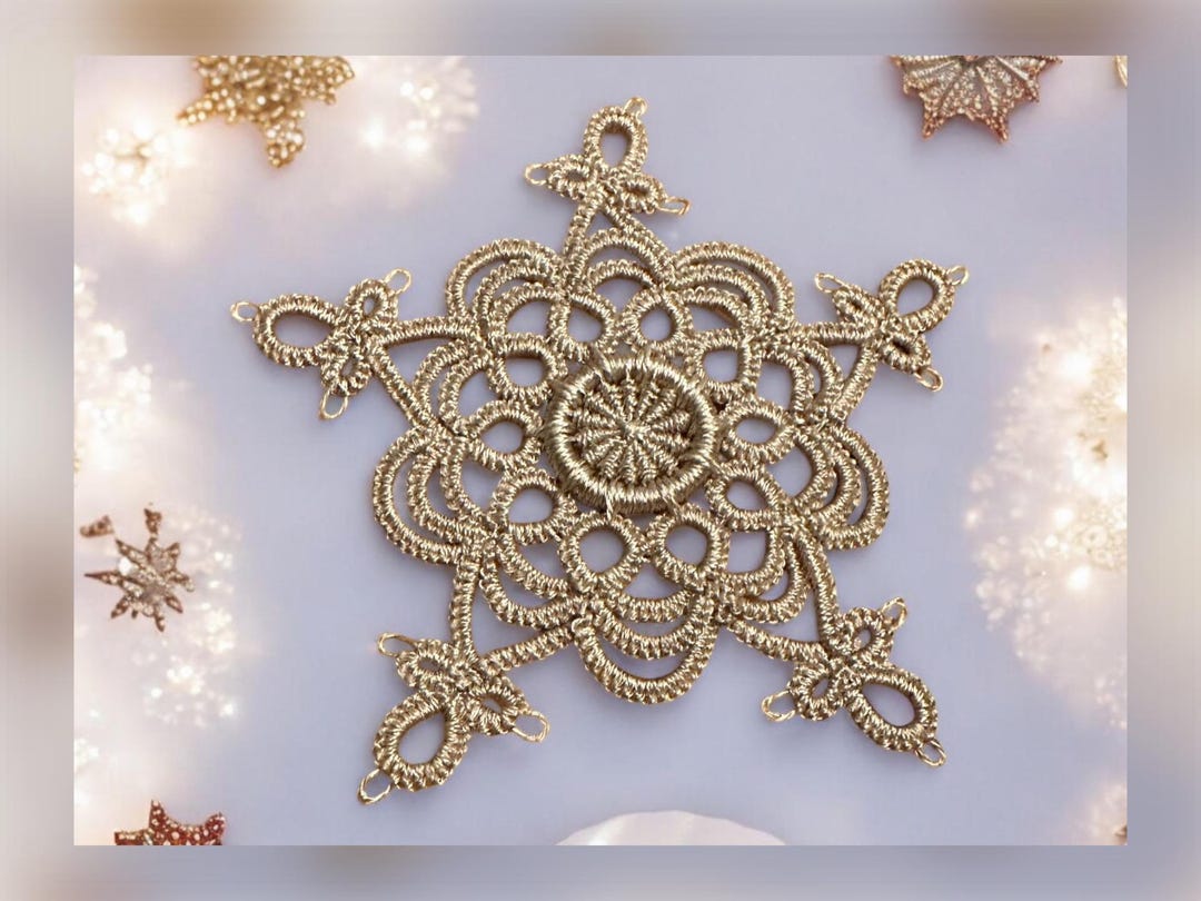 Large Tatted Lace Star Ornament: Metallic Thread Dorset Button - Etsy