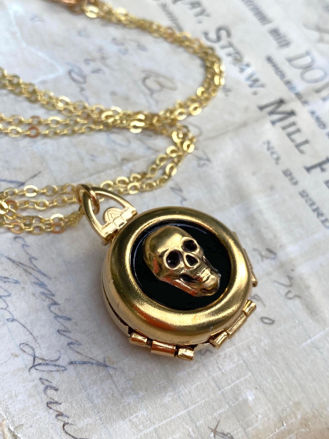 Skull Locket Necklace Black & Gold 4 Photo Locket Halloween Goth - Etsy