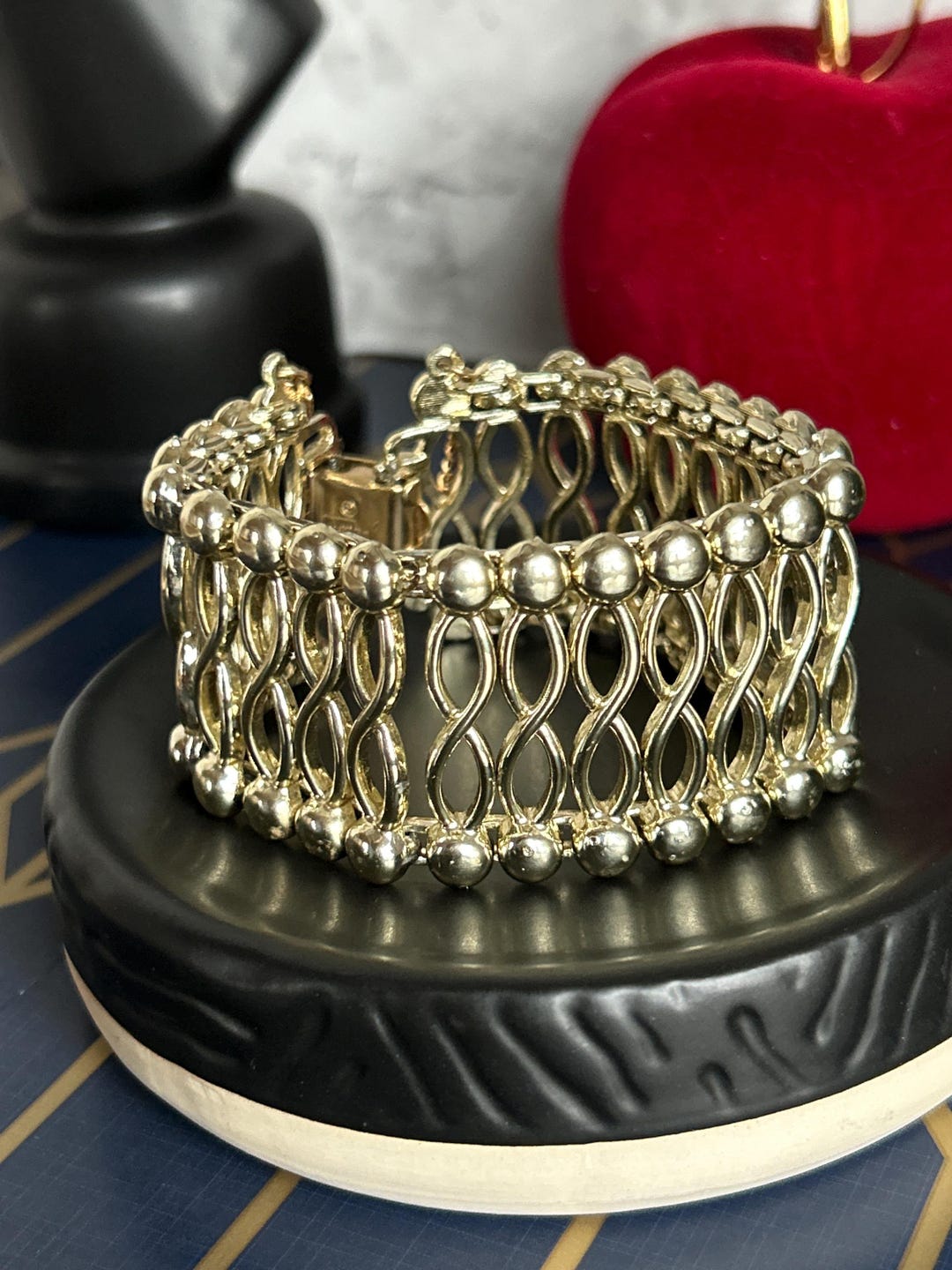 Vintage Coro Pegasus Figure 8 Chain and Ball Chunky Cuff Bracelet - Etsy