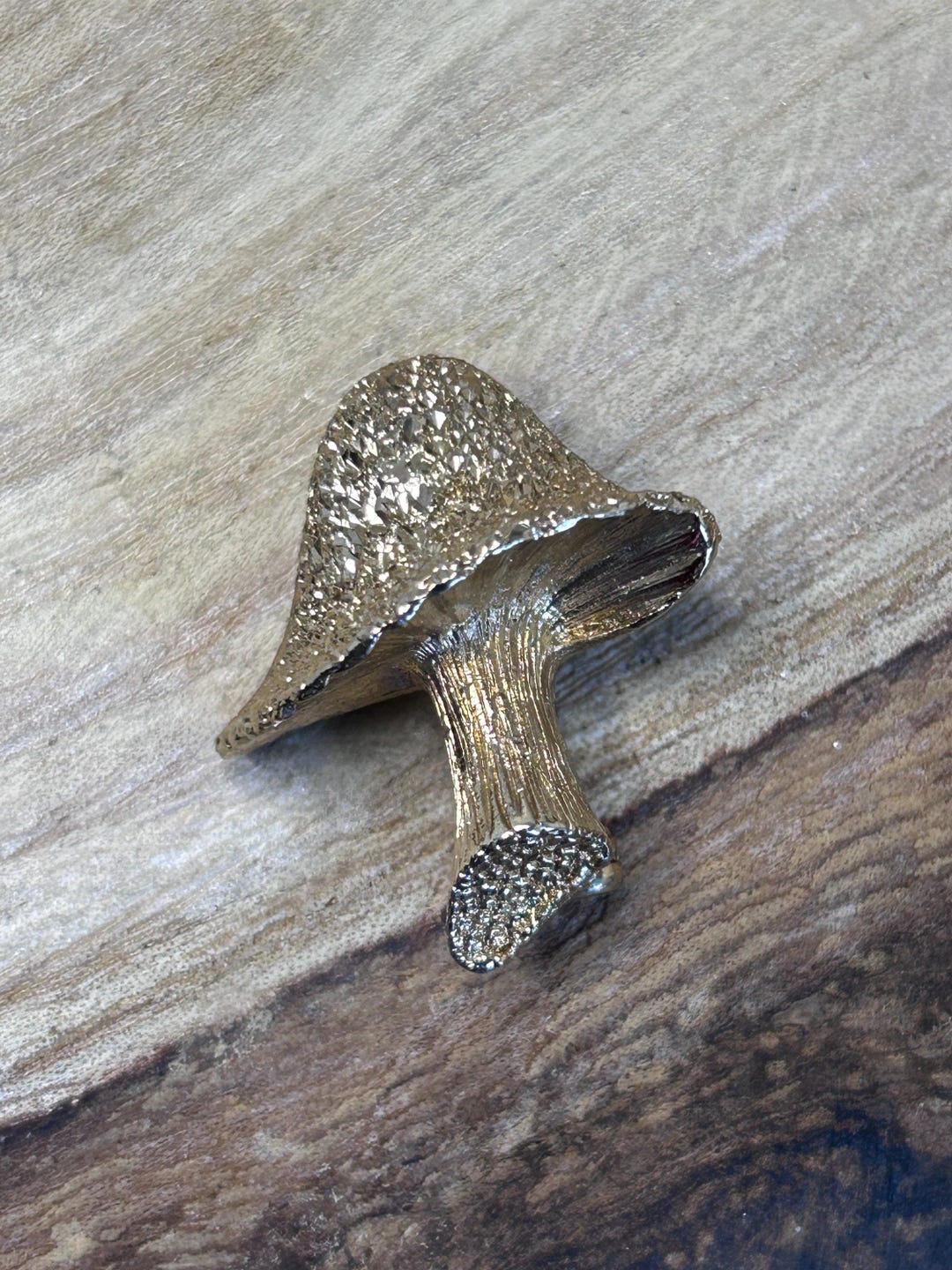 Vintage Textured Gold Tone Mushroom Toadstool Brooch - Etsy