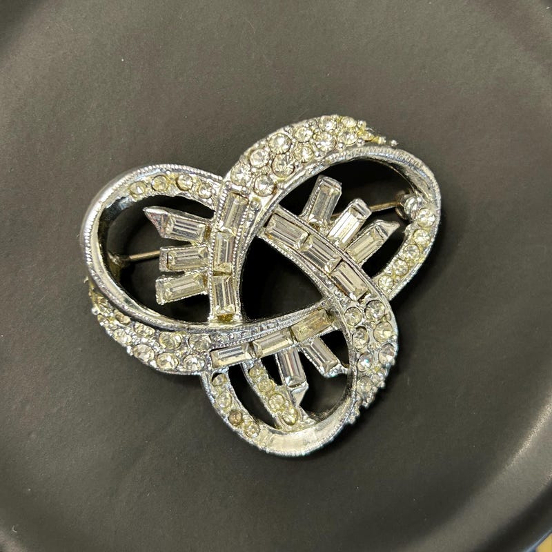 Celtic Knot Brooch - Etsy