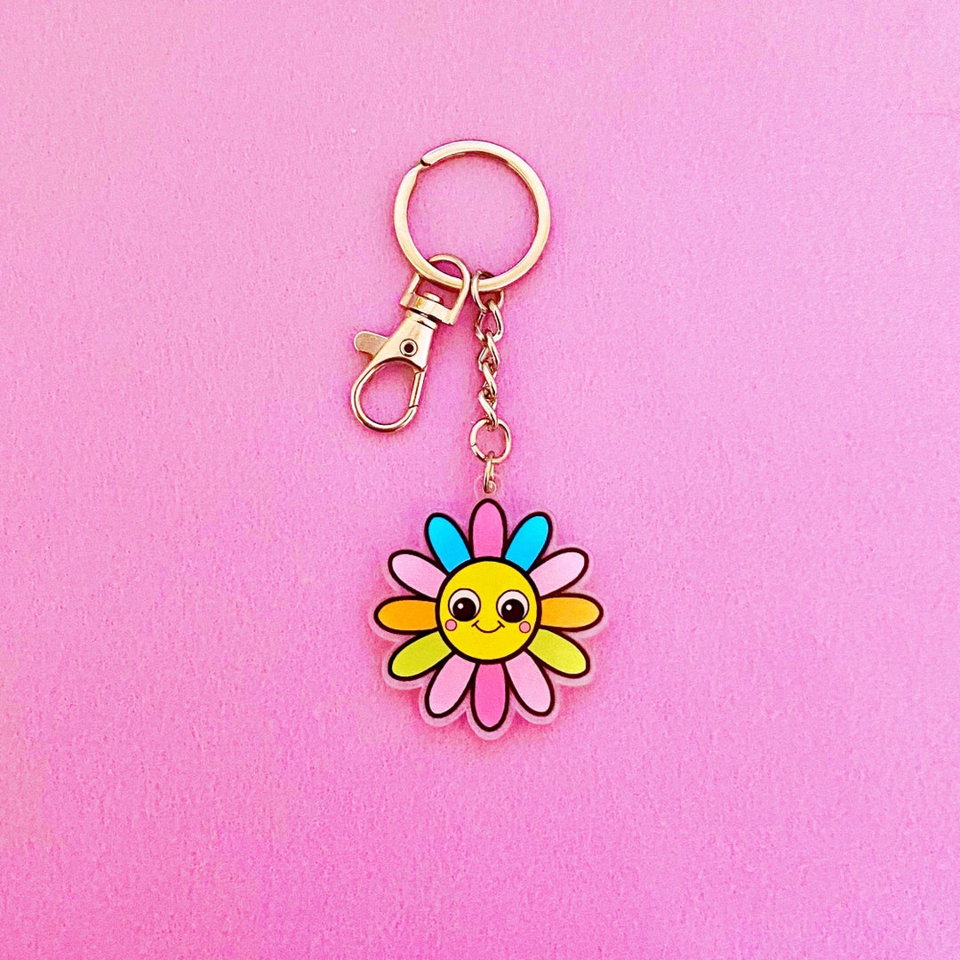 Rainbow Daisy Keychain - Rainbow Flower Keychain - Daisy Charm ...