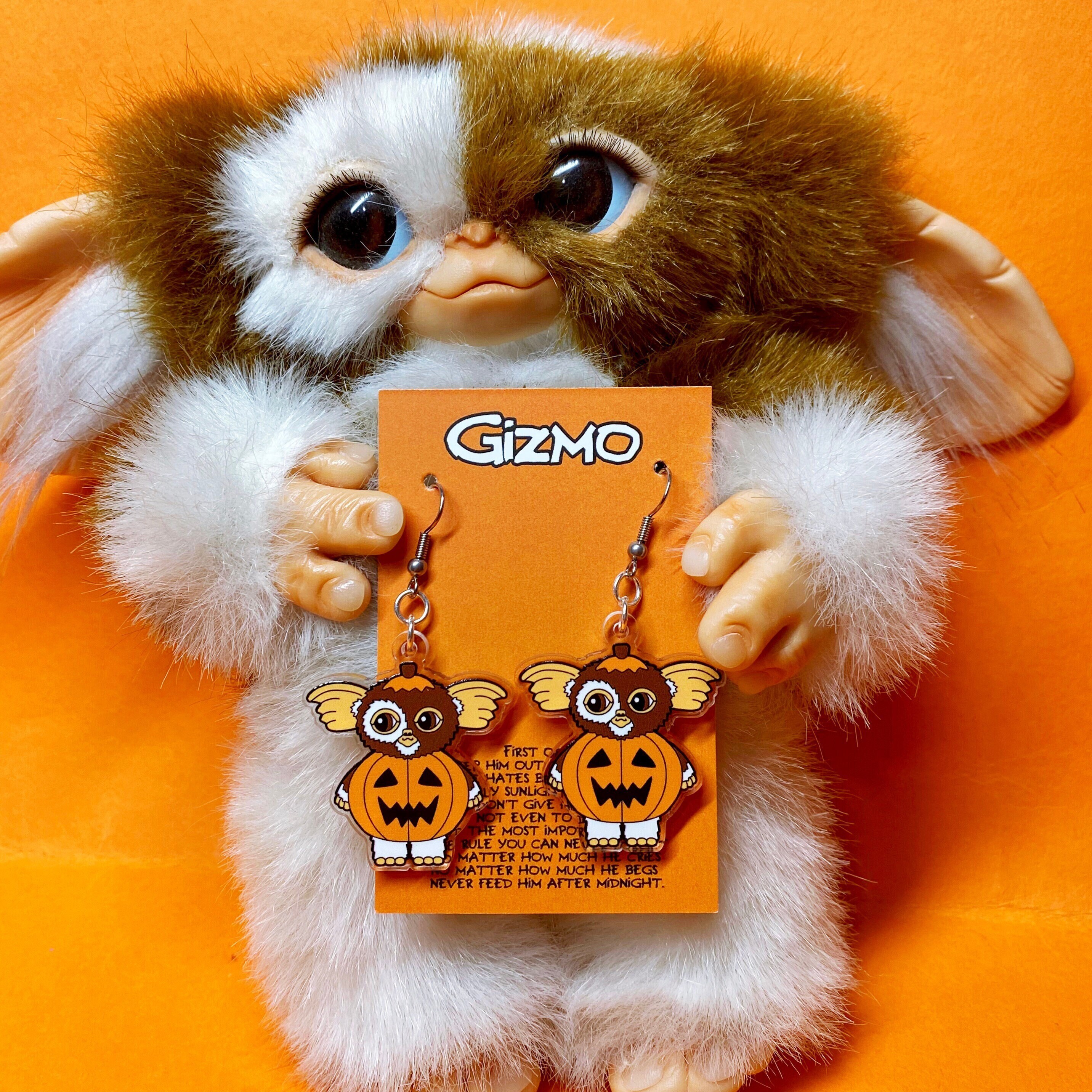 Gizmo Crying