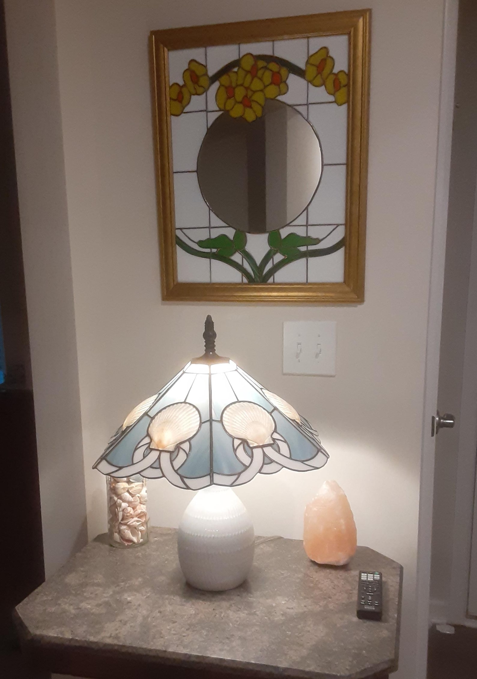 Six Sided Stained Glass Shell Lamp - Etsy