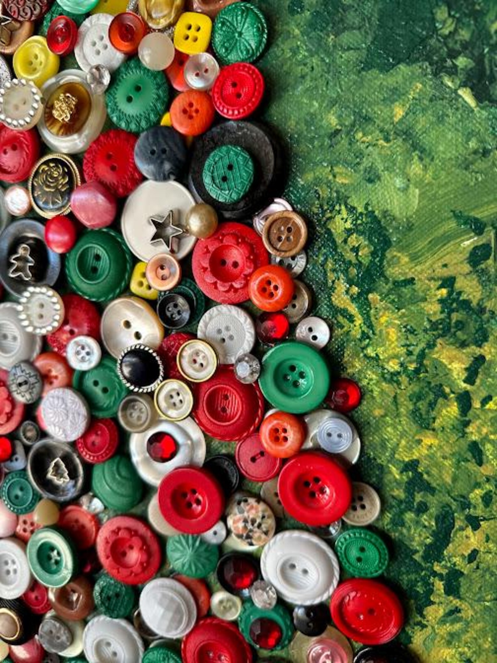 Button Art Christmas Tree Wall Decor Made With Vintage and Antique ...