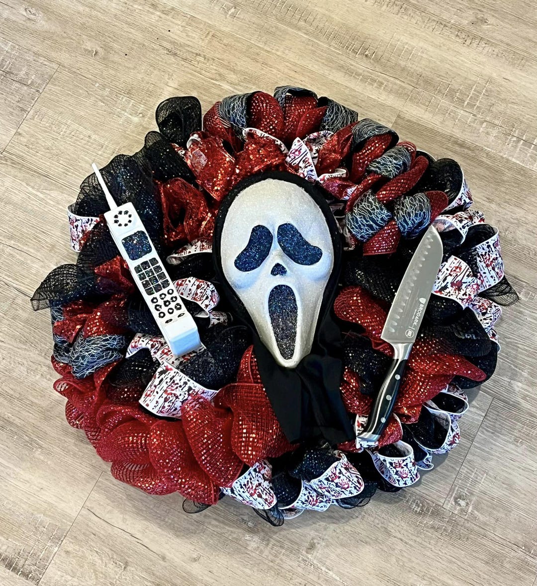 Scream Horror Movie Wreath – Red and Black Deco Mesh Halloween Wreath ...
