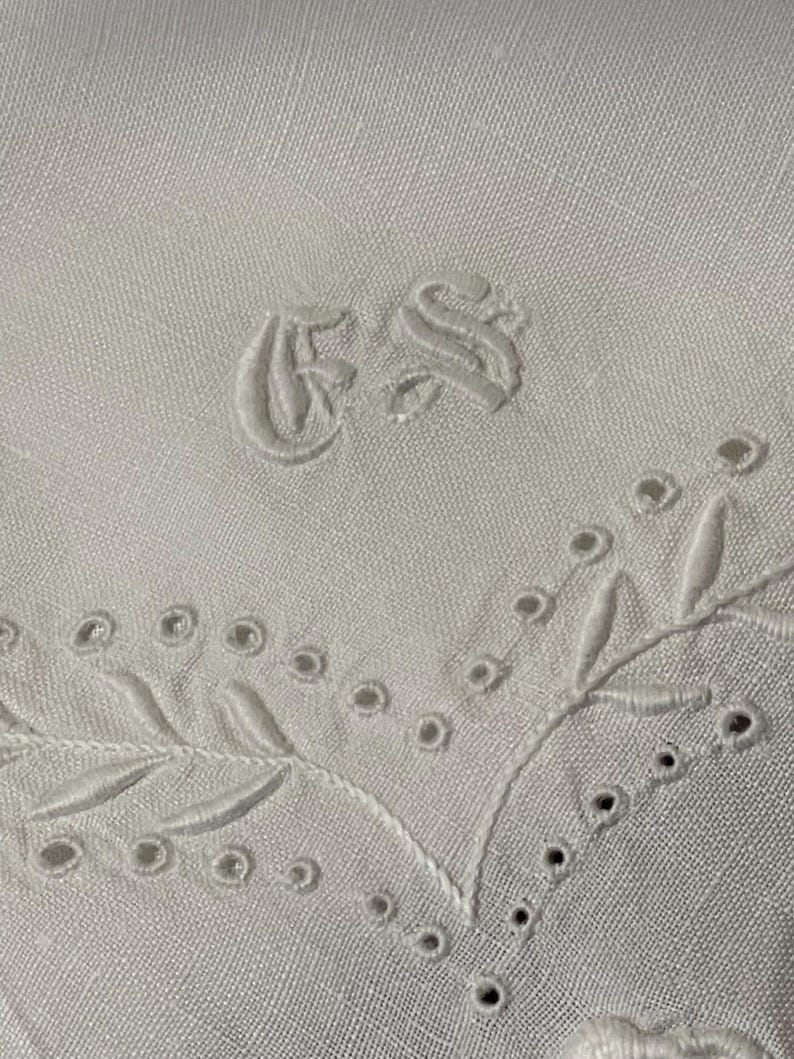 Antique Tablecloths, Handmade, Irish Linen, Bobbin Lace, Embroidery ...
