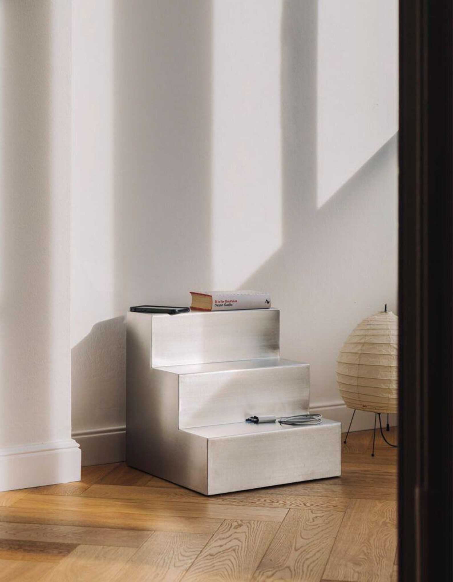 Modern Minimalist Metal Step Shelf. Industrial Nightstand. Side Table ...