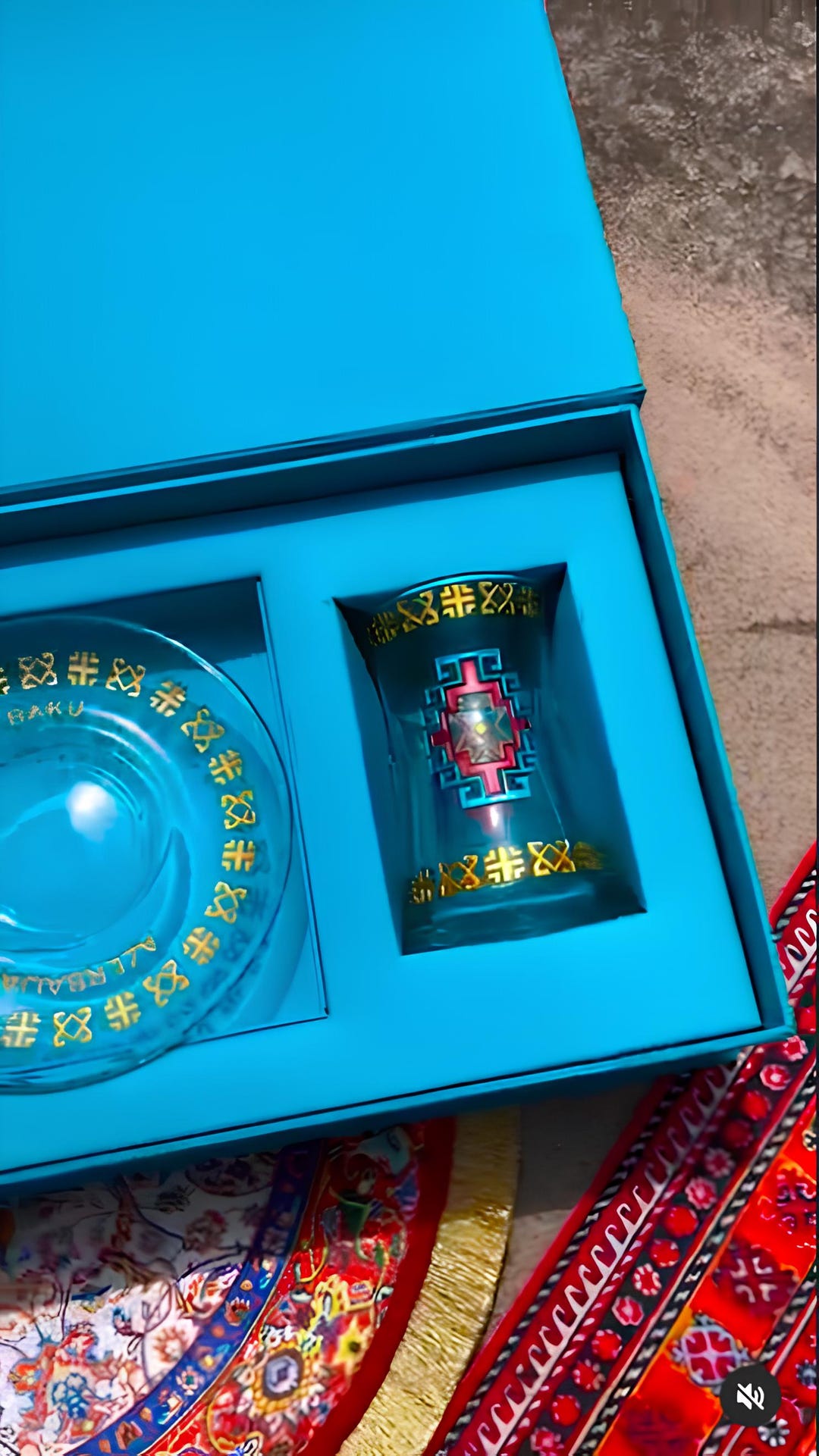 Boxed Azerbaijan Teaset - Armudu Tea Glass, Set of 1 Glasses and 1 ...