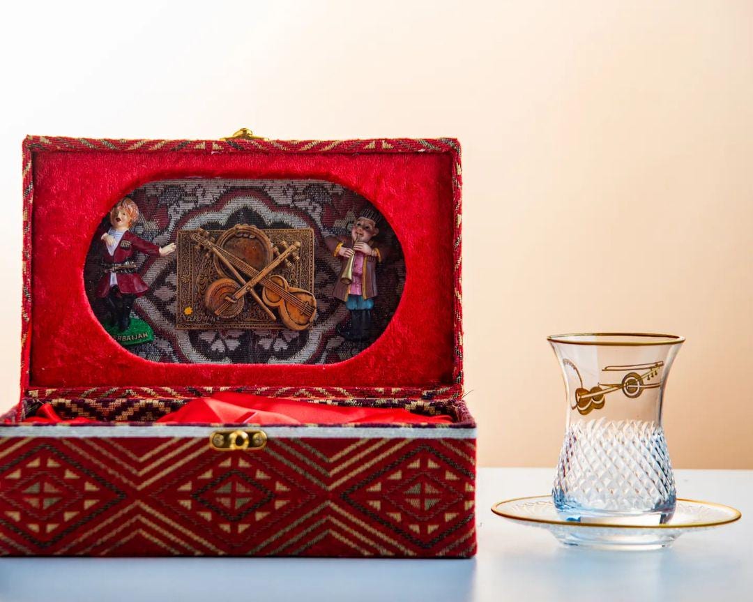 Boxed Azerbaijan Teaset - Armudu Tea Glass, Set of 1 Glasses and 1 ...