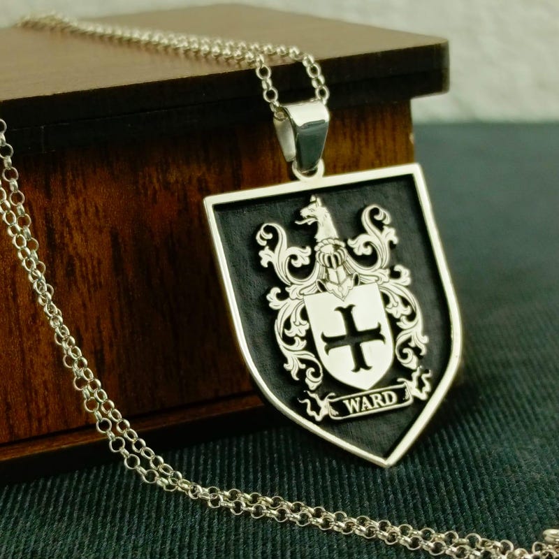 Gold Family Crest - Etsy