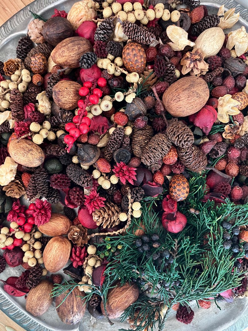 Christmas Tree and Winter Berry Scented Potpourri - Etsy