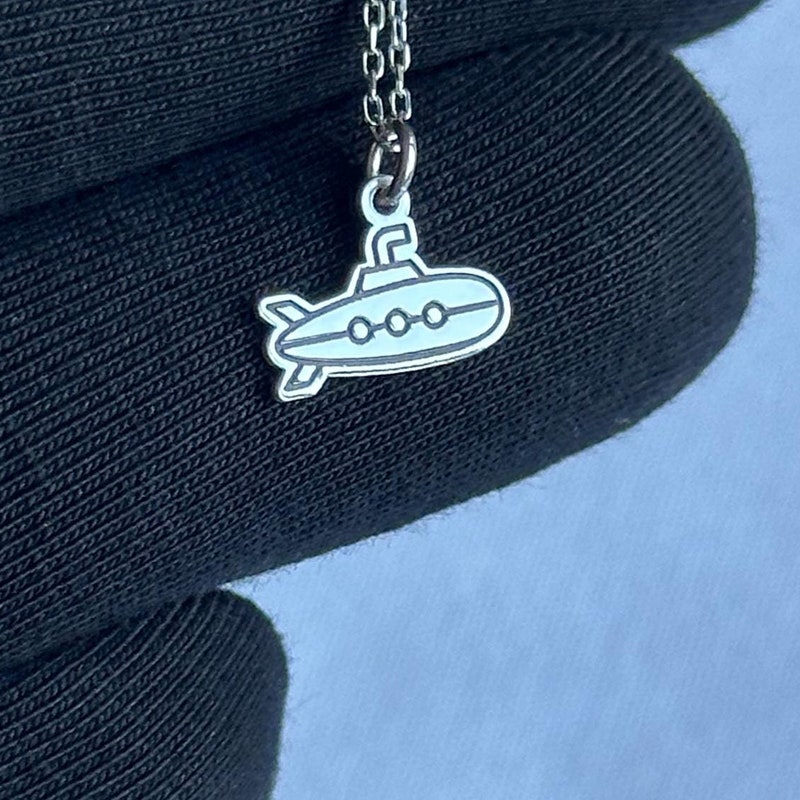 Underwater Necklace - Etsy