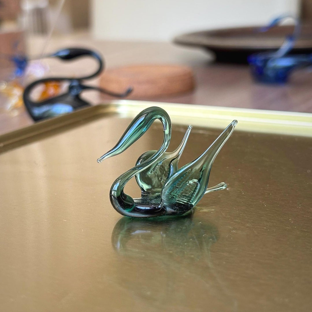 Set of 3 Minimal Glass Swan Figurines, Customizable Swan Ornament ...