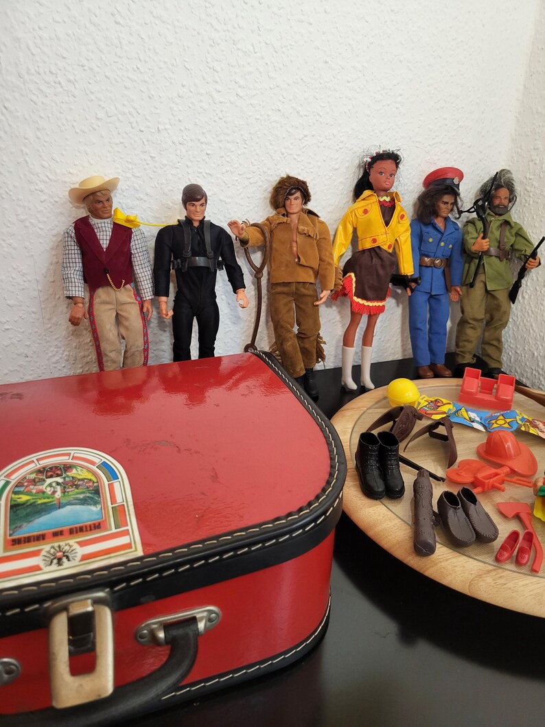 Vintage Mattel Big Jim Doll Set With Travel Case, Clothes & Accessories ...