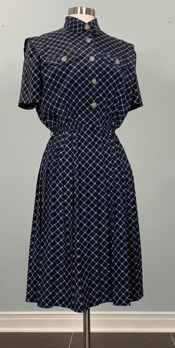 Navy Blue and White Short Sleeve Pleated Secretary Dr… - Gem