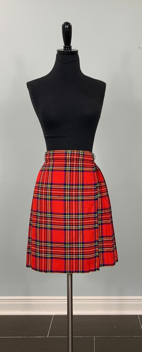 Red Plaid Pleated Mini Wrap Skirt Size 00 0 80s L… Gem
