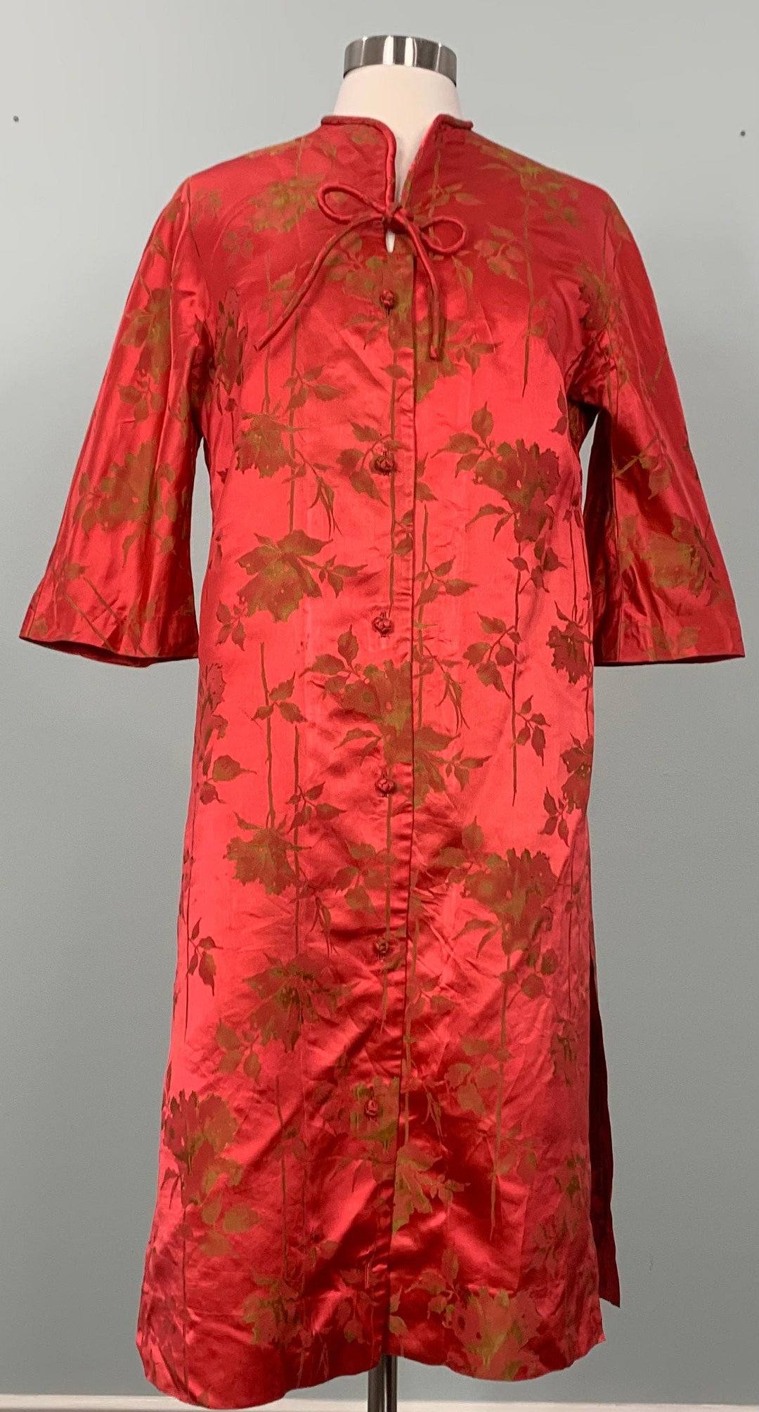 Red and Gold Floral Asian Tunic by Dynasty Size 6/8 50s Red and Gold ...
