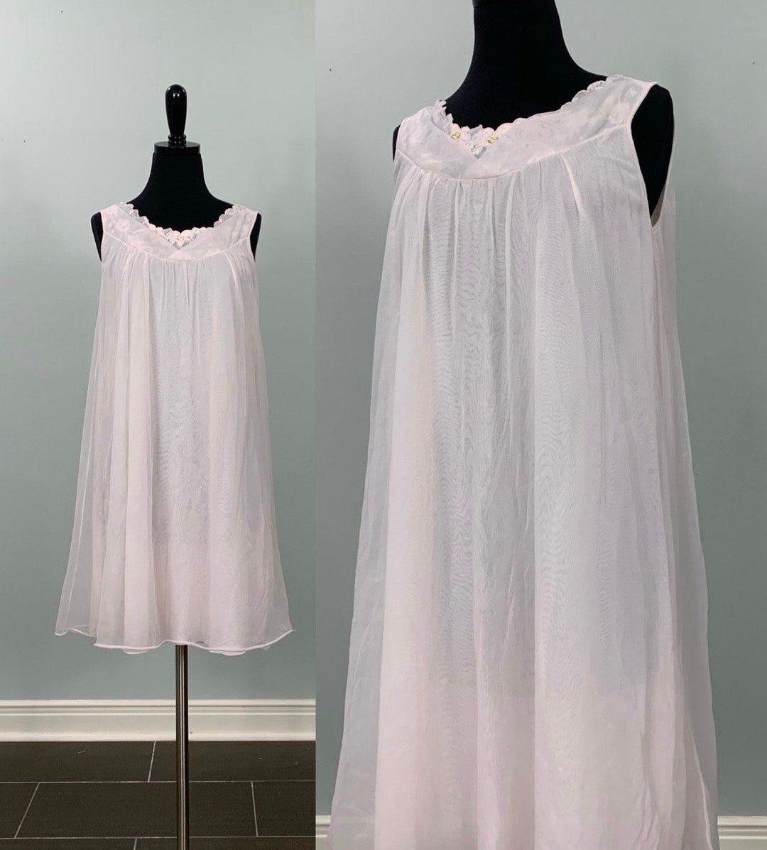 Light Pink Chiffon Nightie by Radcliffe Size 4/6 60s Pink Chiffon ...