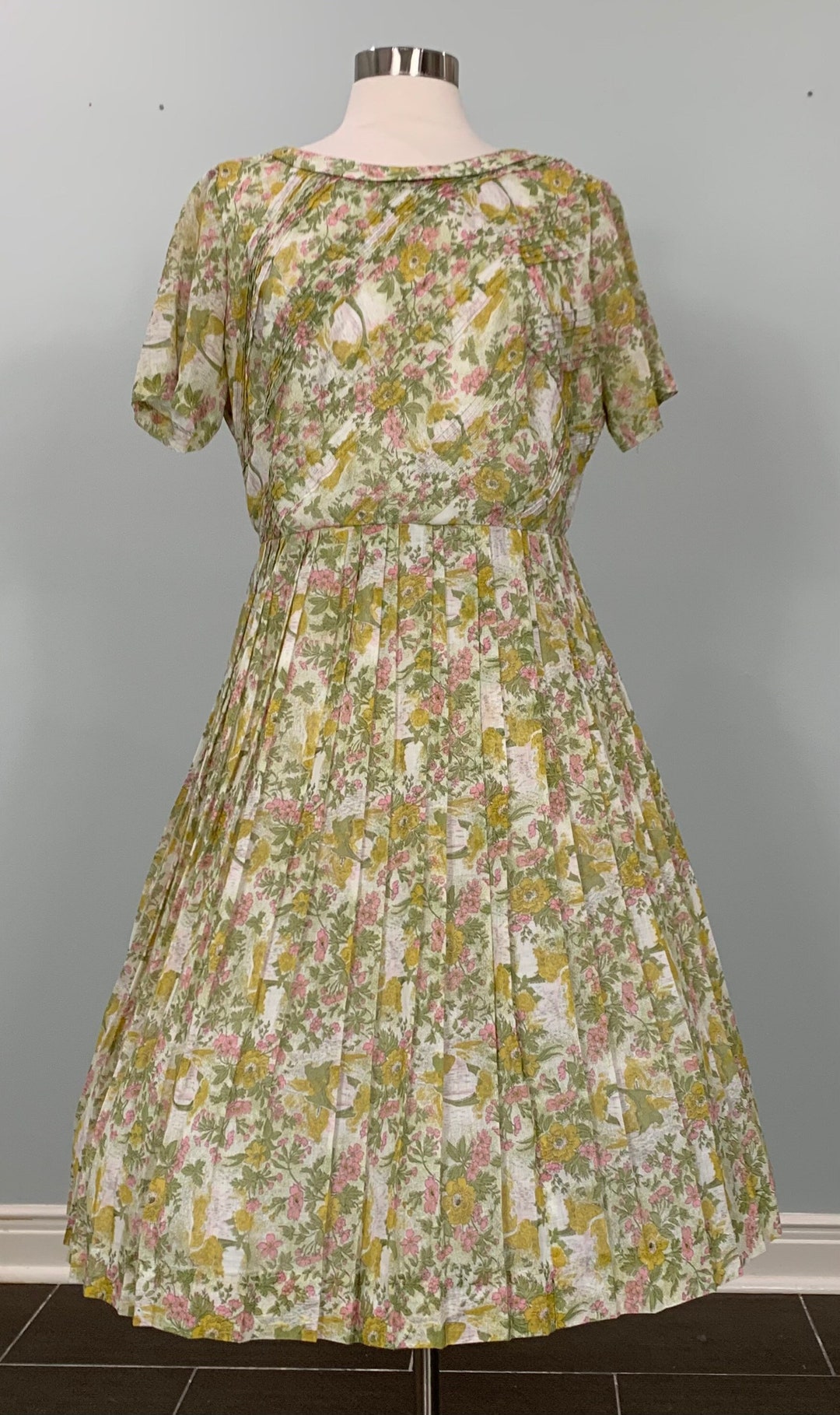 1950s Pastel Fit and Flare Garden Party Dress by Betty Hartford - Size ...