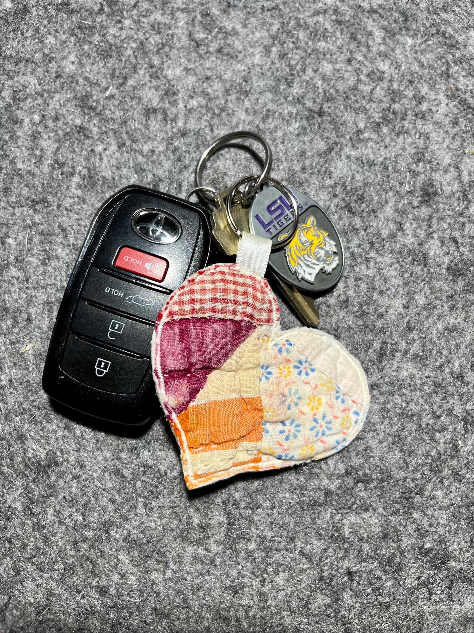 Vintage Quilt Heart Keychain: Repurposed Patchwork Accessory - Etsy