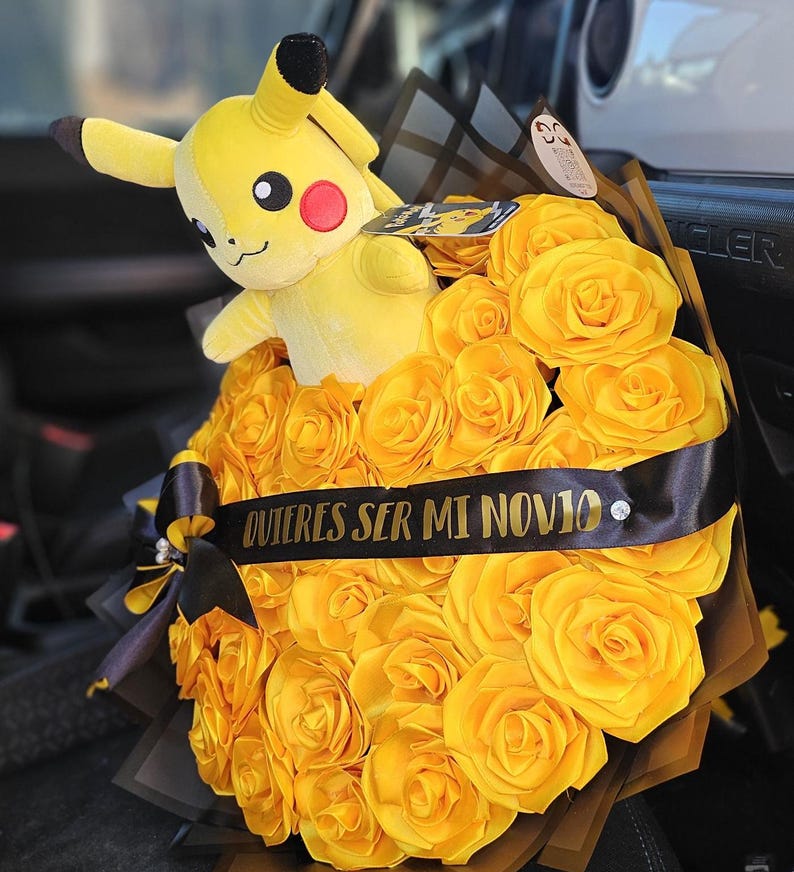 Pikachu Ramo Buchon Eternal Bouquet 30 Roses - Etsy