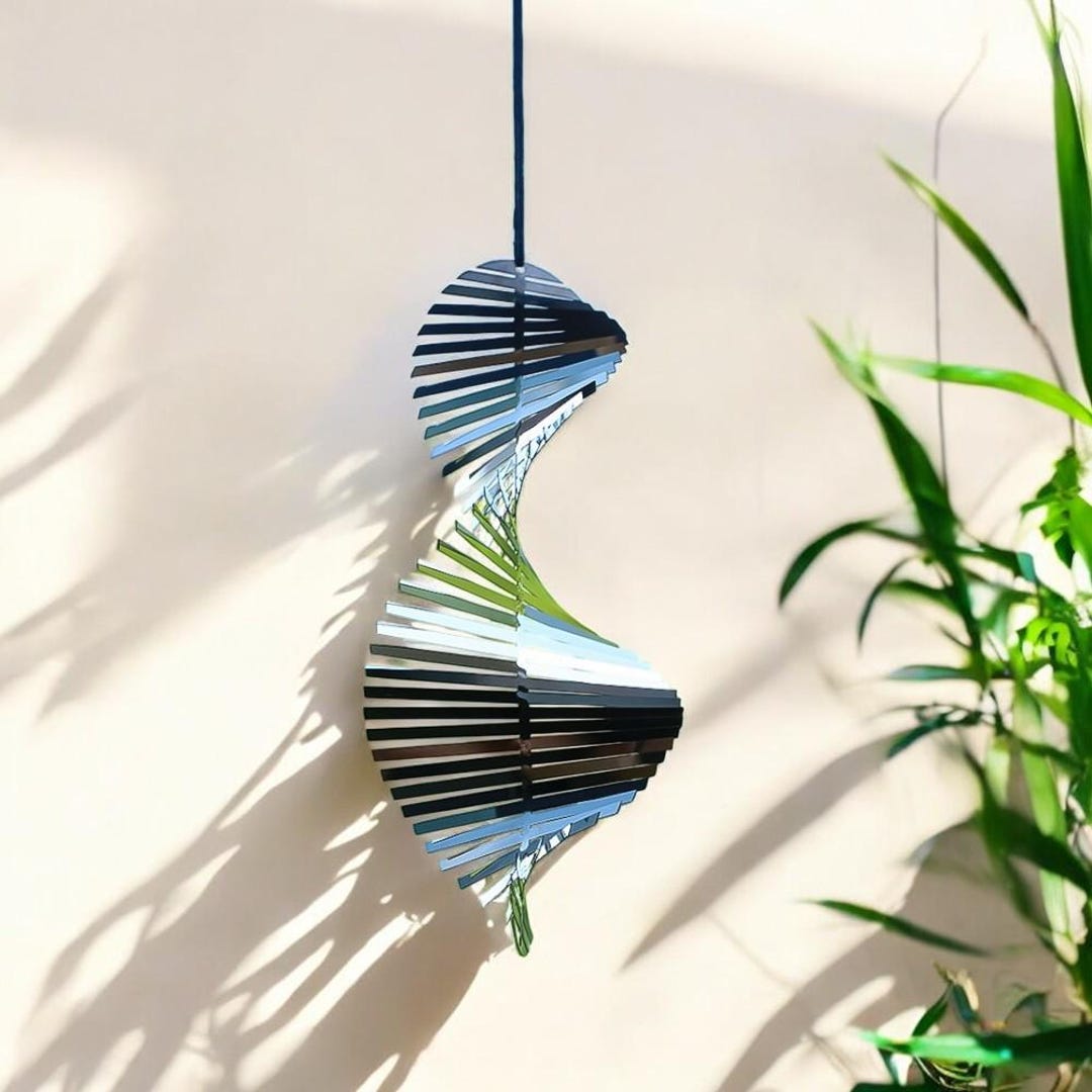 3D Fishbone Wind Spinner Mirror Reflective Hanging Garden Decor Outdoor ...
