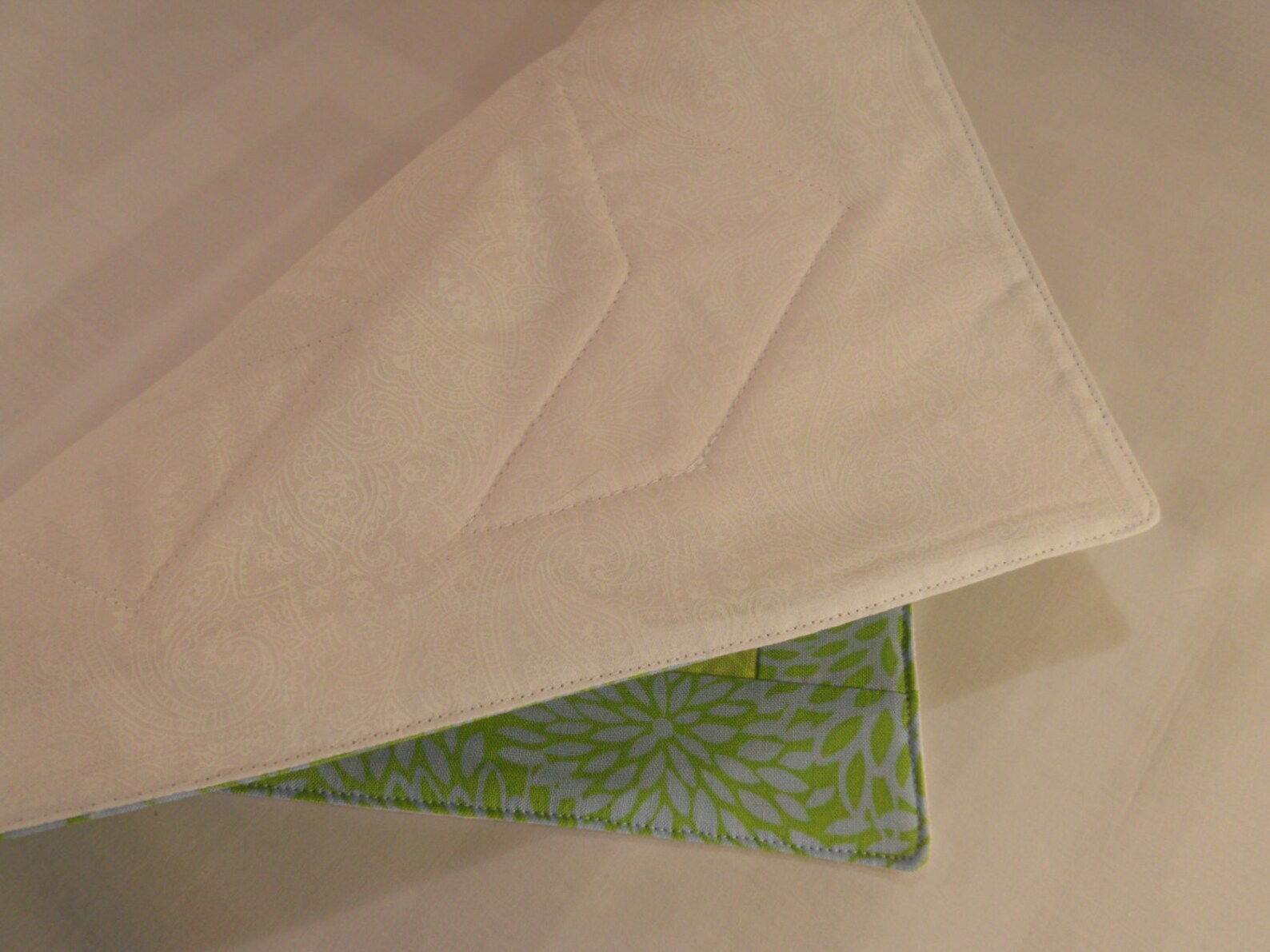 Quilted Hot Pad / Table Topper - Etsy