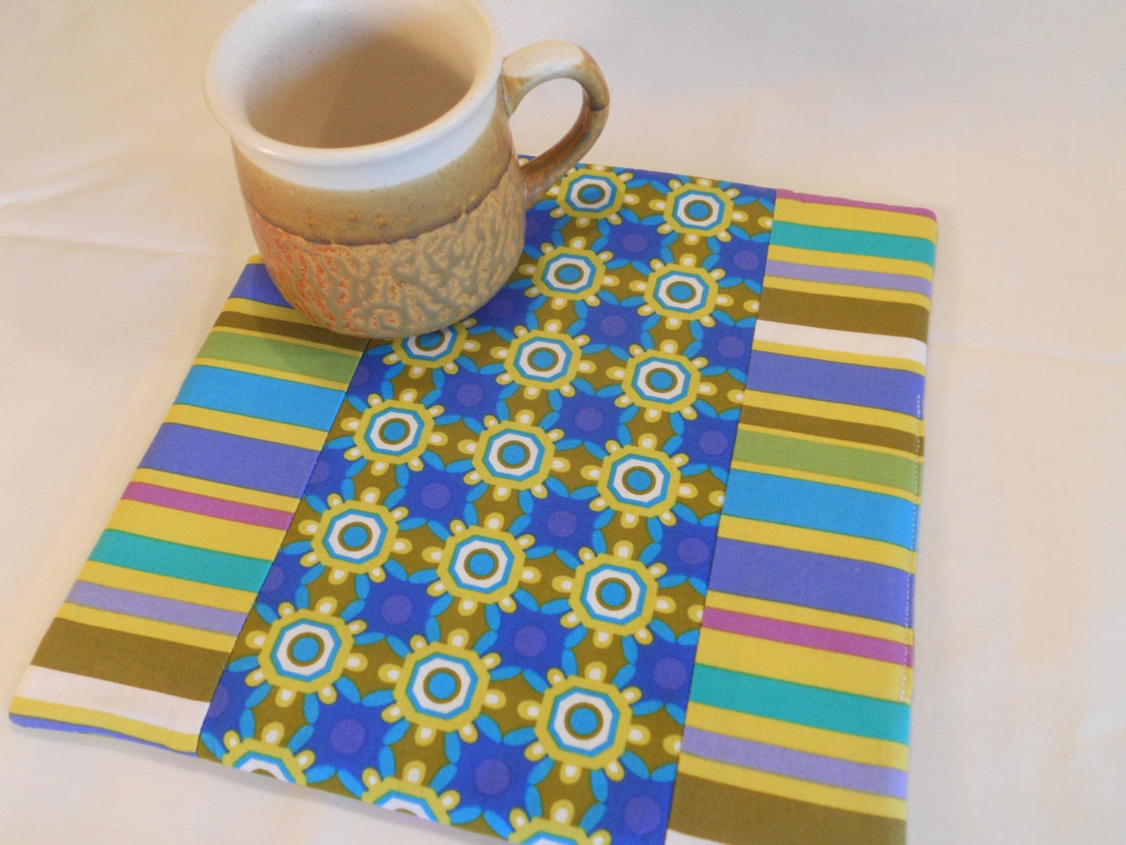 Quilted Hot Pad / Table Topper in pretty Bird by - Etsy