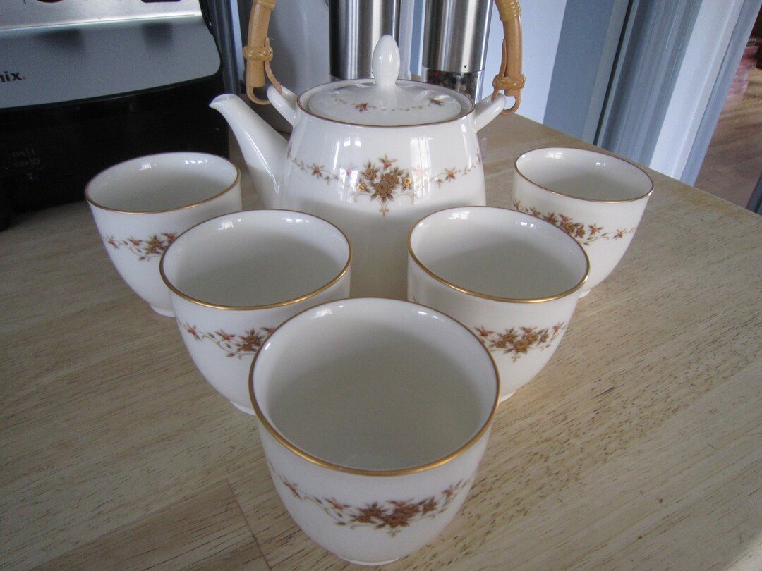 Noritake Suffolk Mini Teapot & Matching Tea Cups Asian Tea Set Ivory ...
