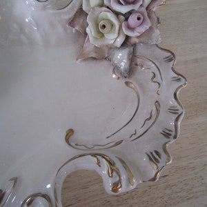 Vanity Boudoir Tray/dish Intricate Floral Detail, Gold Leaf Trim Shabby ...