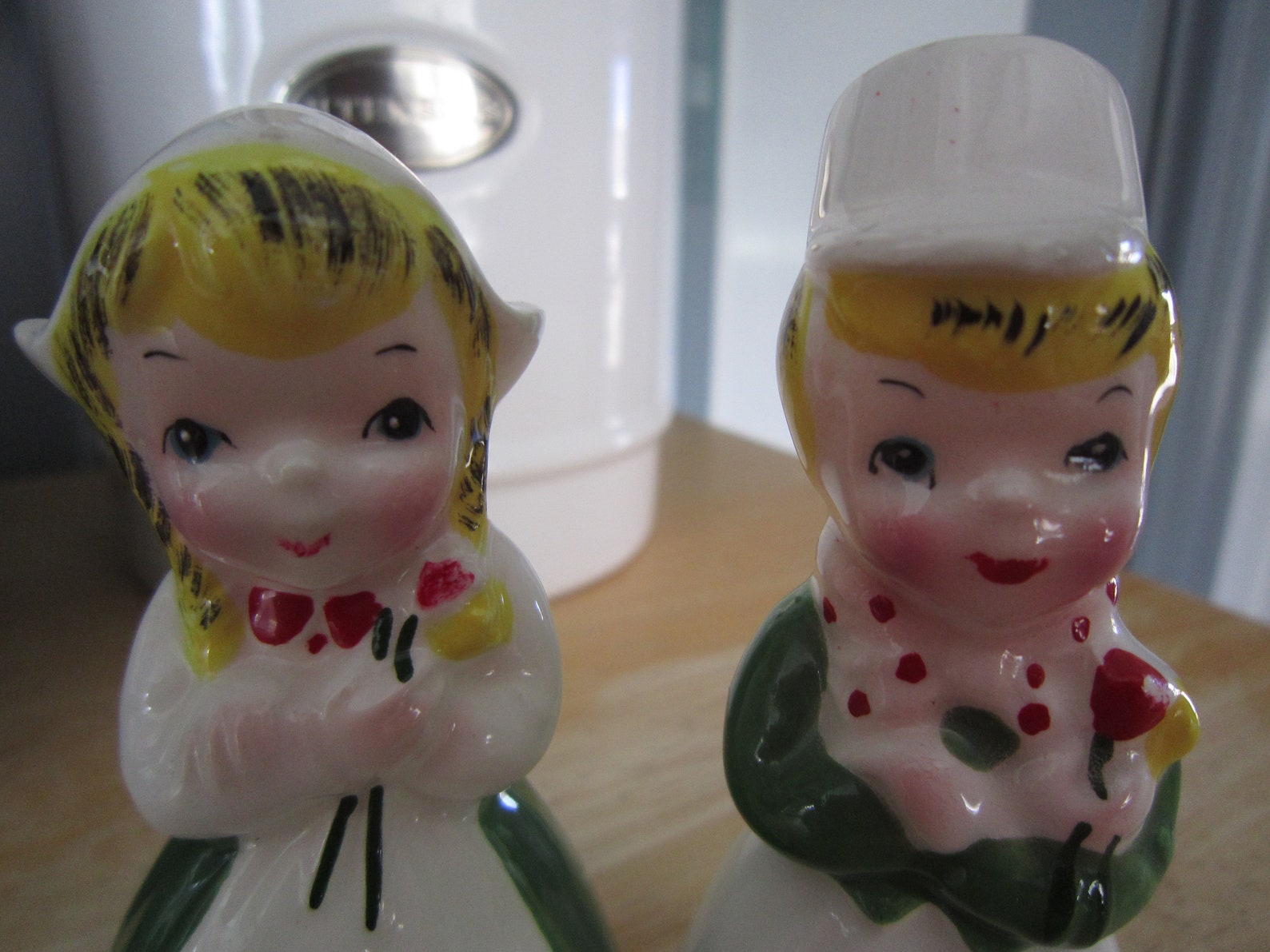 Lefton Dutch Couple Salt & Pepper Shakers Rare Color - Etsy