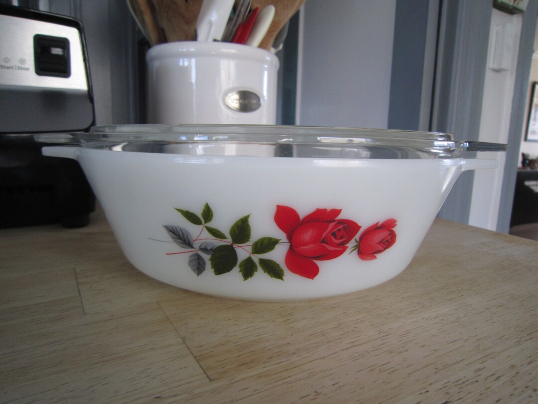 June Rose Oval Casserole Dish, JAJ / Crown Pyrex: 1965-1971 - Etsy