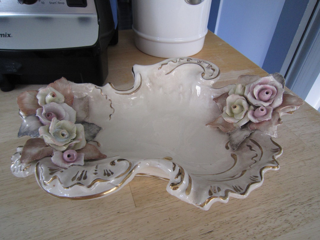Vanity Boudoir Tray/dish Intricate Floral Detail, Gold Leaf Trim Shabby ...