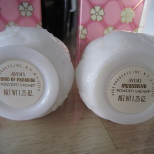 Avon NOS Powder Sachets Moonwind & Bird of Paradise Keepsake Milk Glass ...