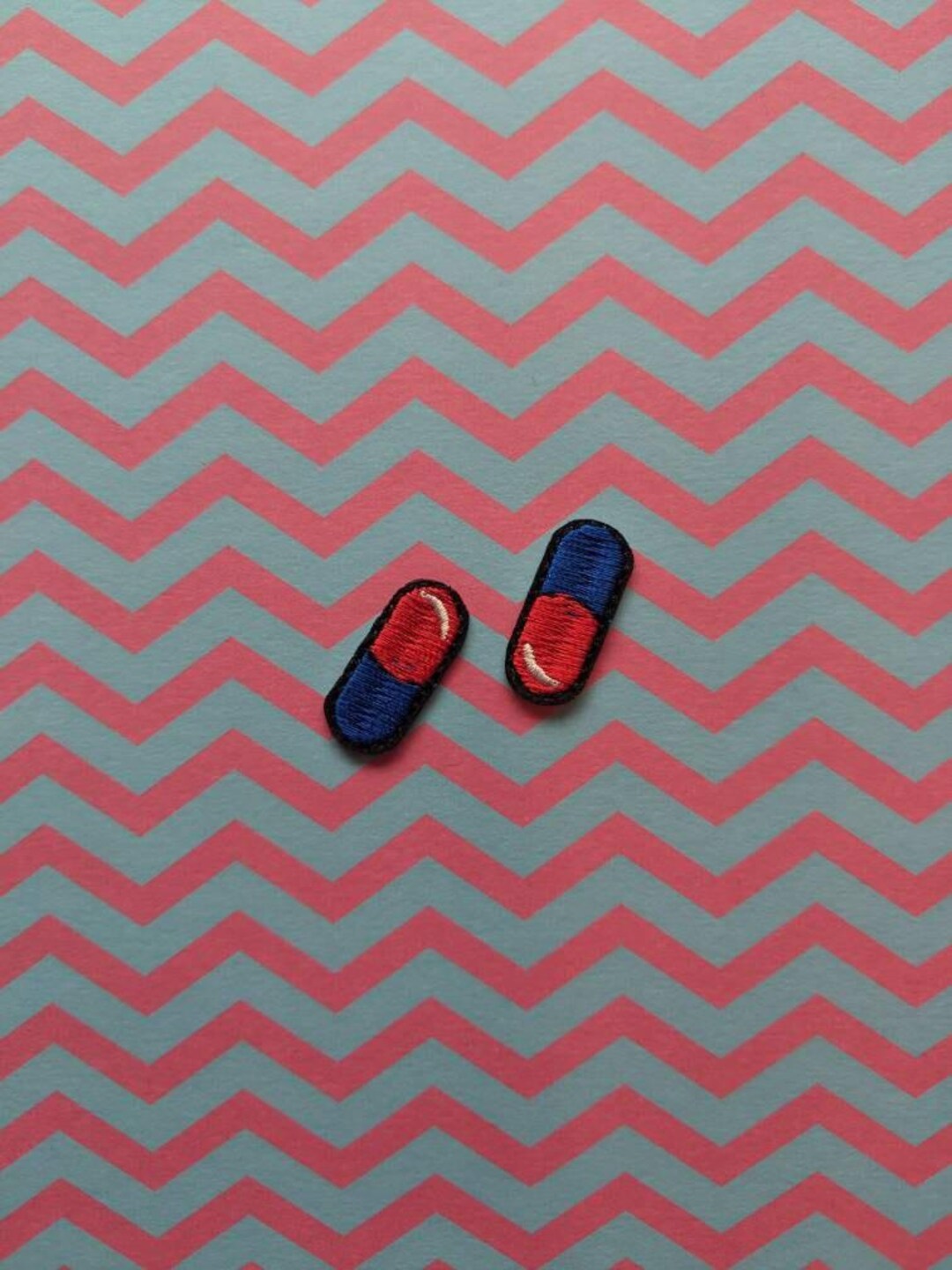 Chill Pills // Tablets Medication Drugs Small Iron Sew on Patch ...